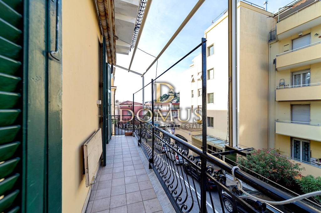 Appartamento in vendita a Sanremo via Giovanni Borea, 2