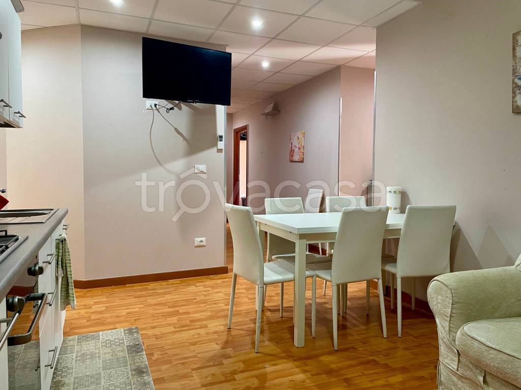 Appartamento in vendita a Catanzaro via Lungomare Stefano Pugliese, 43