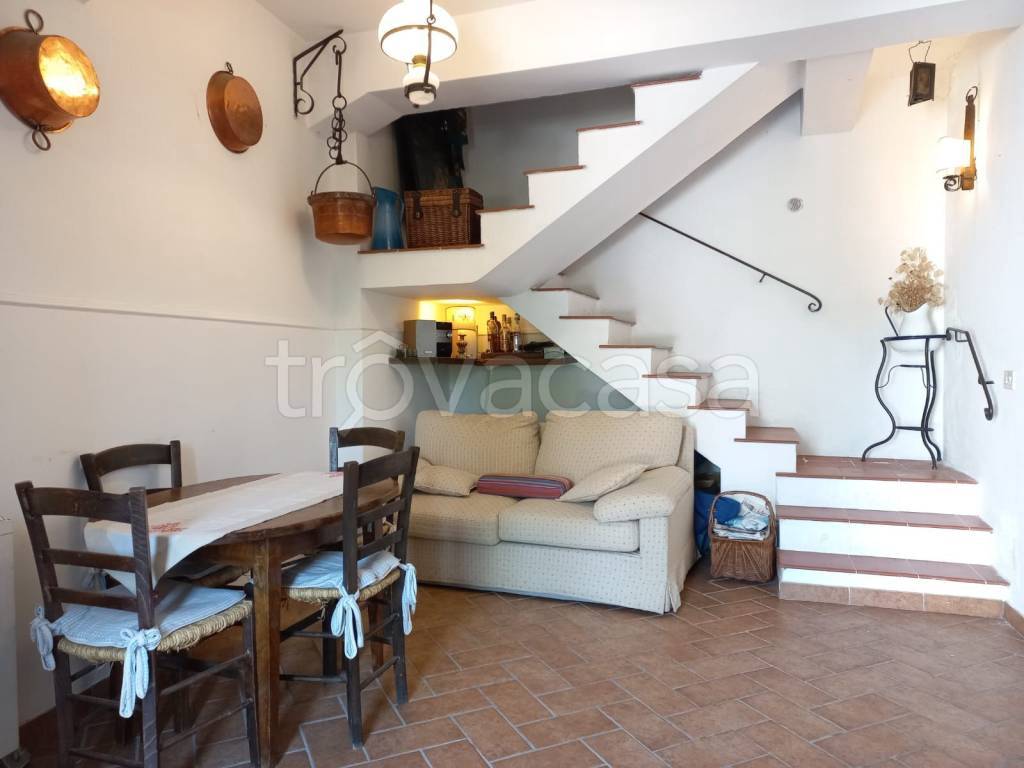 Casa Indipendente in in vendita da privato a Celano via Giovenale da Celano