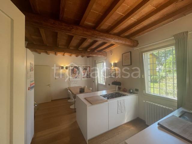 Villa Bifamiliare in vendita a Modena strada Cadiane, 230