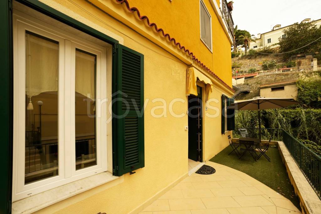 Appartamento in vendita ad Alassio via a Solva, 28