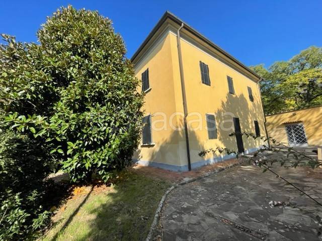 Villa in vendita a Montemurlo via Fornacelle