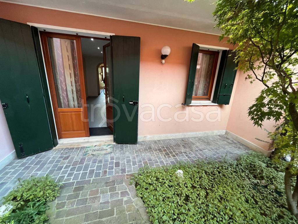 Villa a Schiera in vendita a Borgoricco via del Donatore, 18