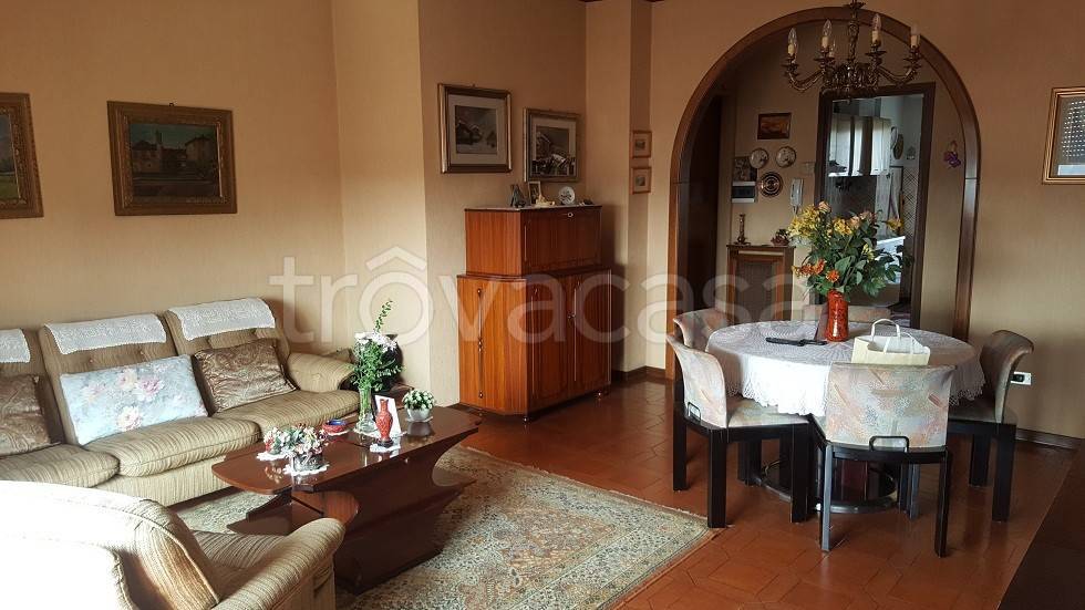 Appartamento in vendita a Busto Arsizio via Bergamo, 1