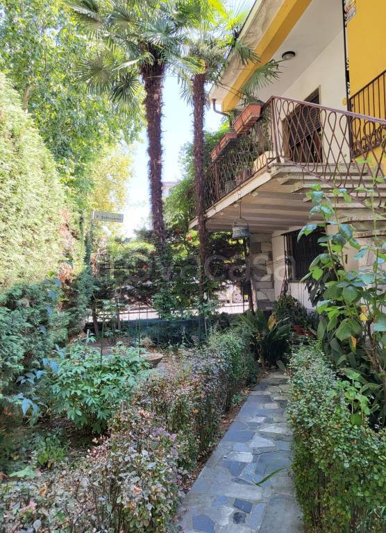 Villa in vendita a Lodi via Secondo Cremonesi, 50