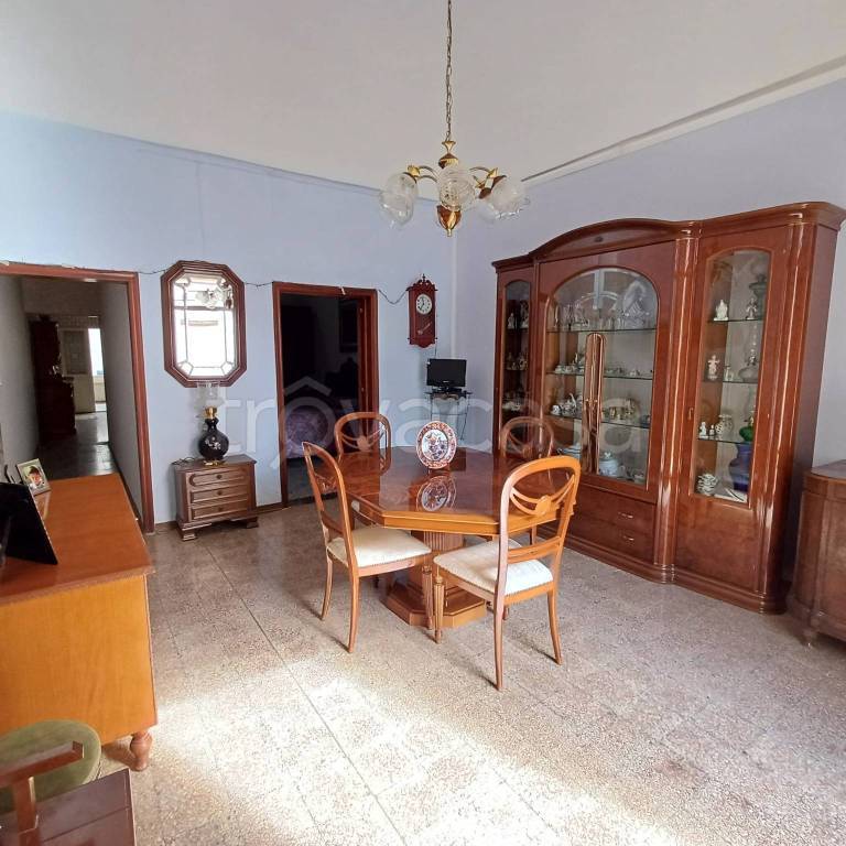 Appartamento in vendita a Francavilla Fontana via Gabriele d'Annunzio, 63