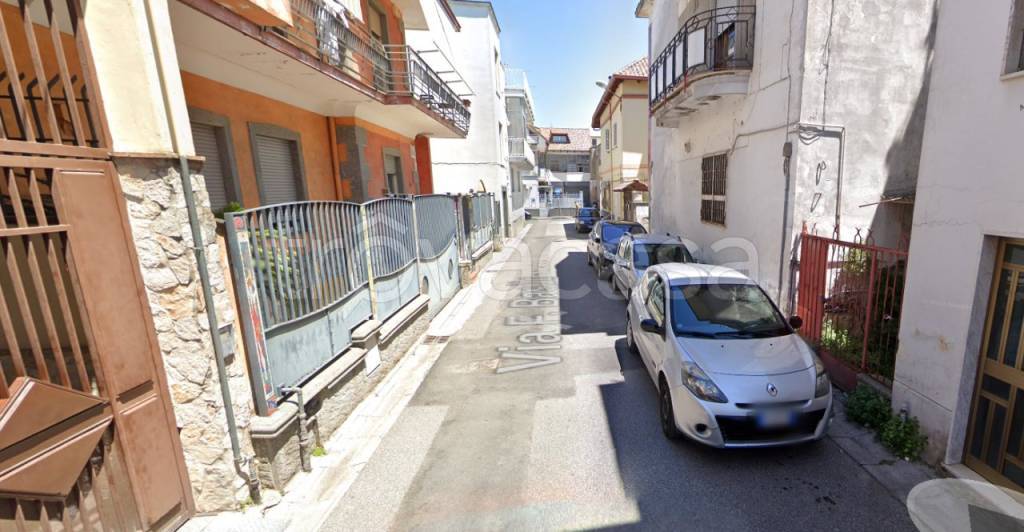 Appartamento all'asta a Giugliano in Campania via Francesco Basile