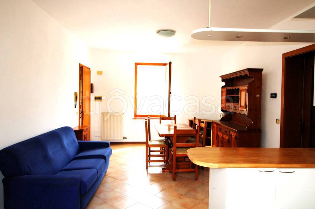 Appartamento in vendita a Dolcè via Campagnola, 96