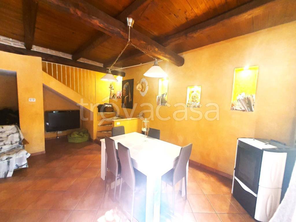 Villa in vendita a Carbognano di fabrica di roma s.n.c