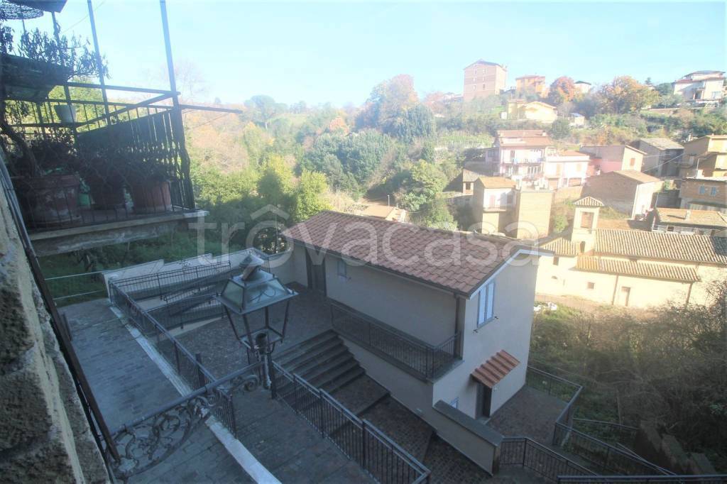 Villa in vendita a Carbognano piazza del Comune s.n.c