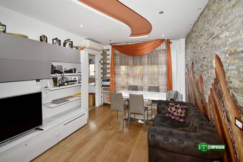 Appartamento in vendita a Buccinasco via Solferino 8