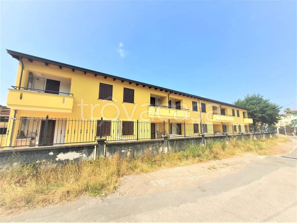 Appartamento in vendita a Faleria piazza Aldo Moro5, 5