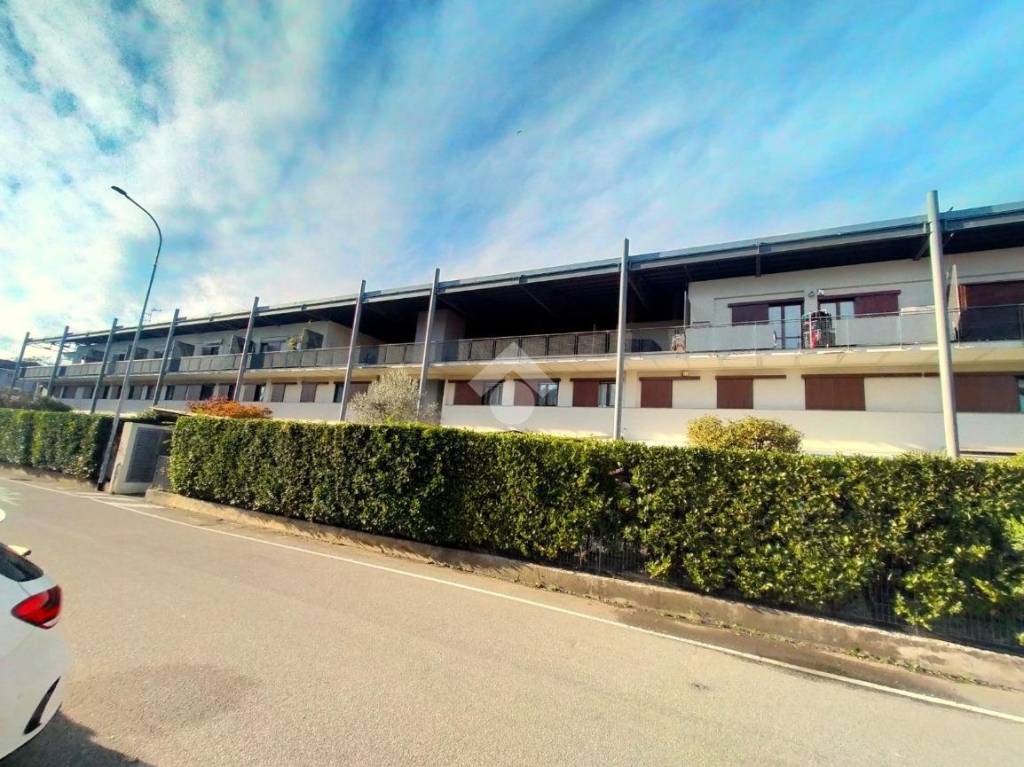 Appartamento in vendita a Como via Konrad Lorenz, 5