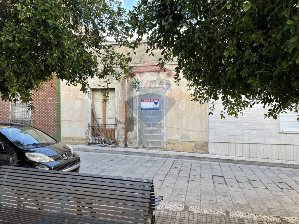 Casa Indipendente in vendita a Pachino via Cirinnà, 7