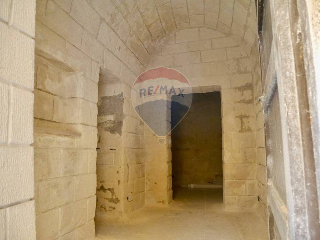 Casa Indipendente in vendita a Trani via Attilio Lagalante, 7