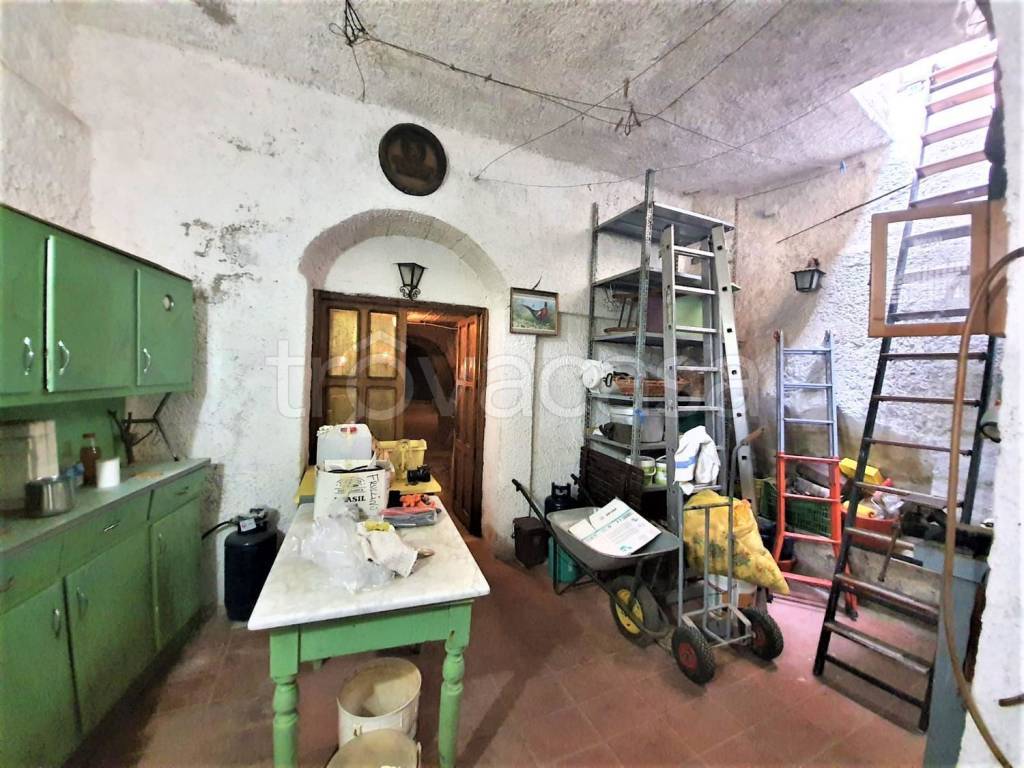 Appartamento in vendita a Canepina santa corona