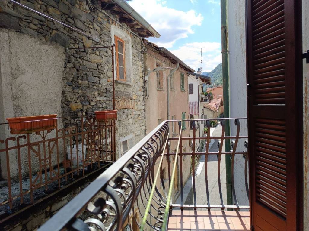 Appartamento in vendita a Colonno via Luigi Civetta, 15