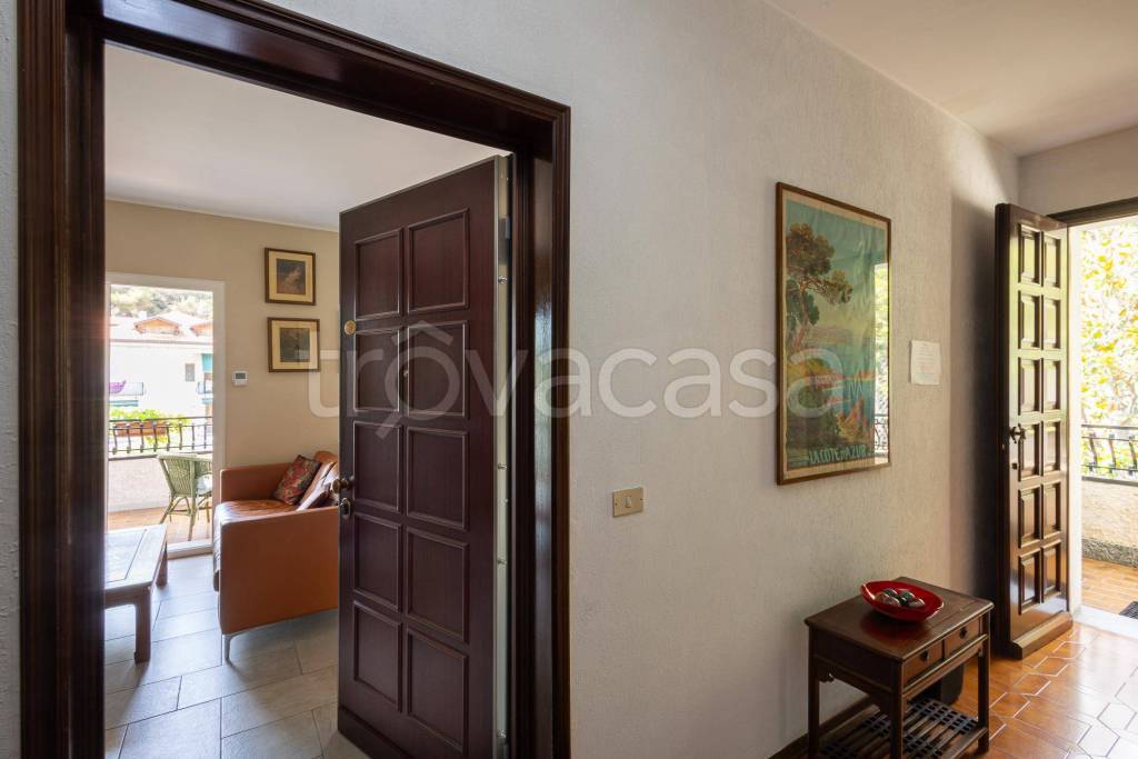Appartamento in vendita a Bordighera via Conca Verde, 80