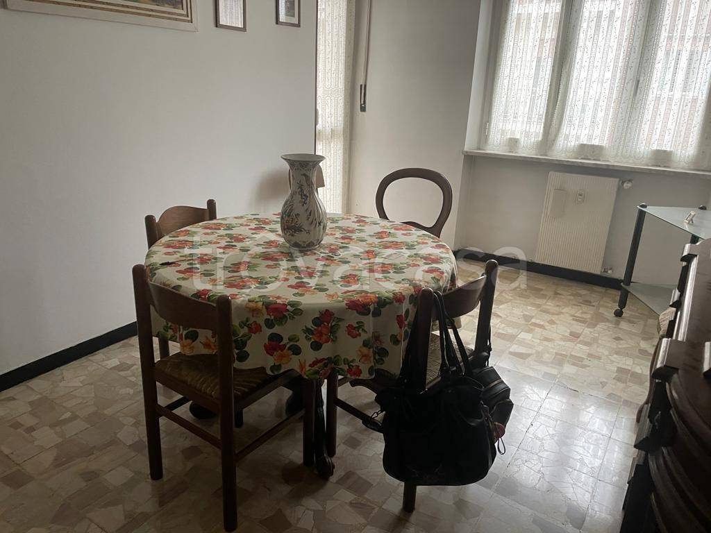 Appartamento in vendita ad Asti via Pollenzo