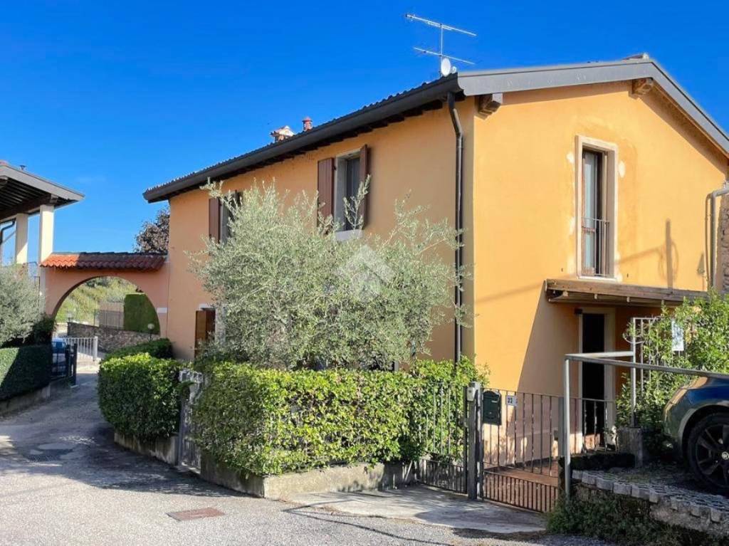 Appartamento in vendita a Castelnuovo del Garda via monte cricco