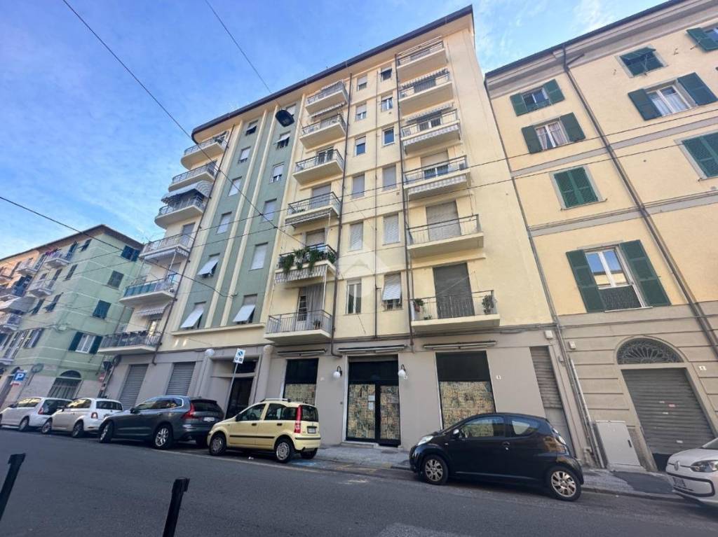 Appartamento in vendita a La Spezia via dei mille, 14