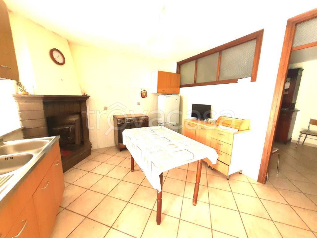 Appartamento in vendita a Carbognano via Pusterla, 13