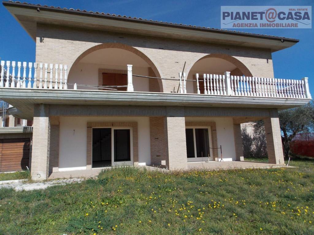 Villa in vendita a Castorano via San Silvestro