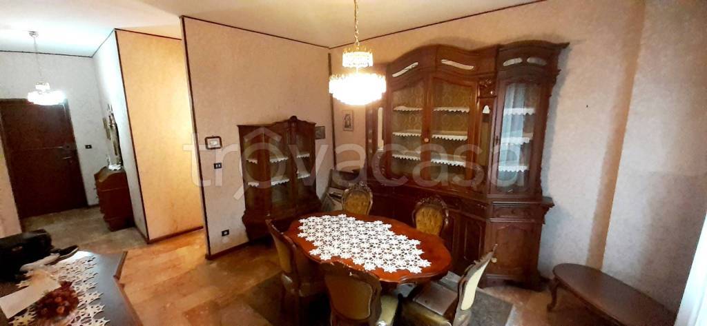 Appartamento in vendita ad Asti viale Pilone, 7