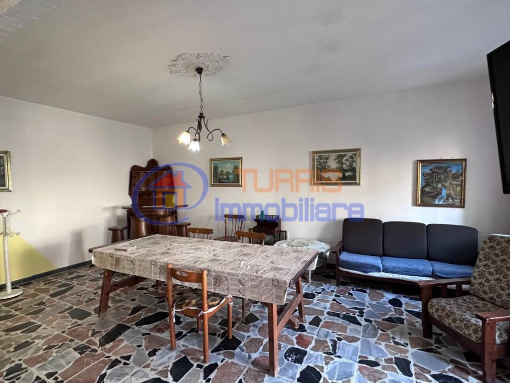 Appartamento in vendita a Porto Torres via Vittorio Alfieri