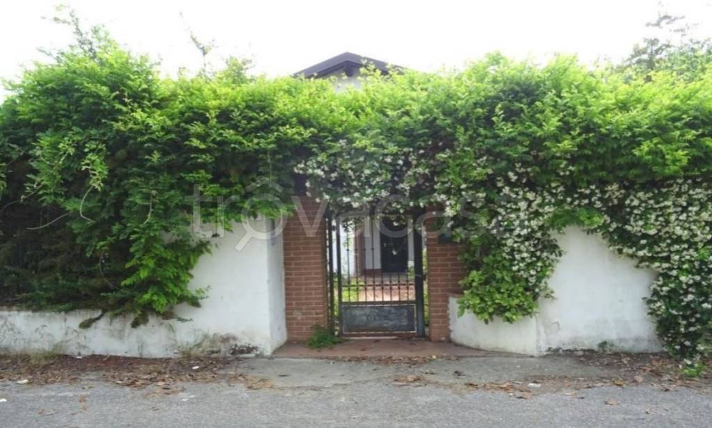 Villa all'asta a Tromello via Fratelli Moruzzi, 4/6