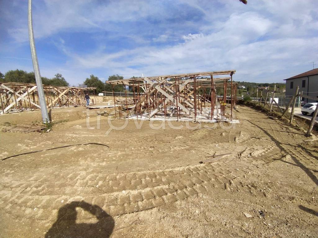 Villa in vendita a Torrice via Casilina