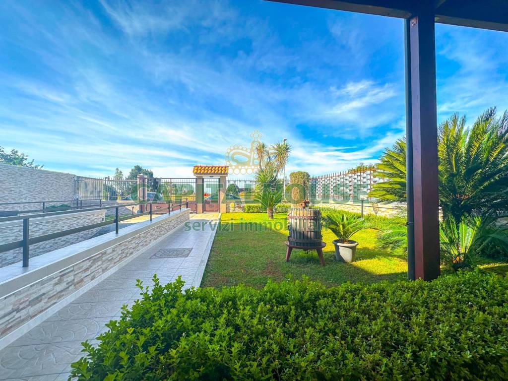 Villa a Schiera in vendita a San Tammaro via Nazionale Appia