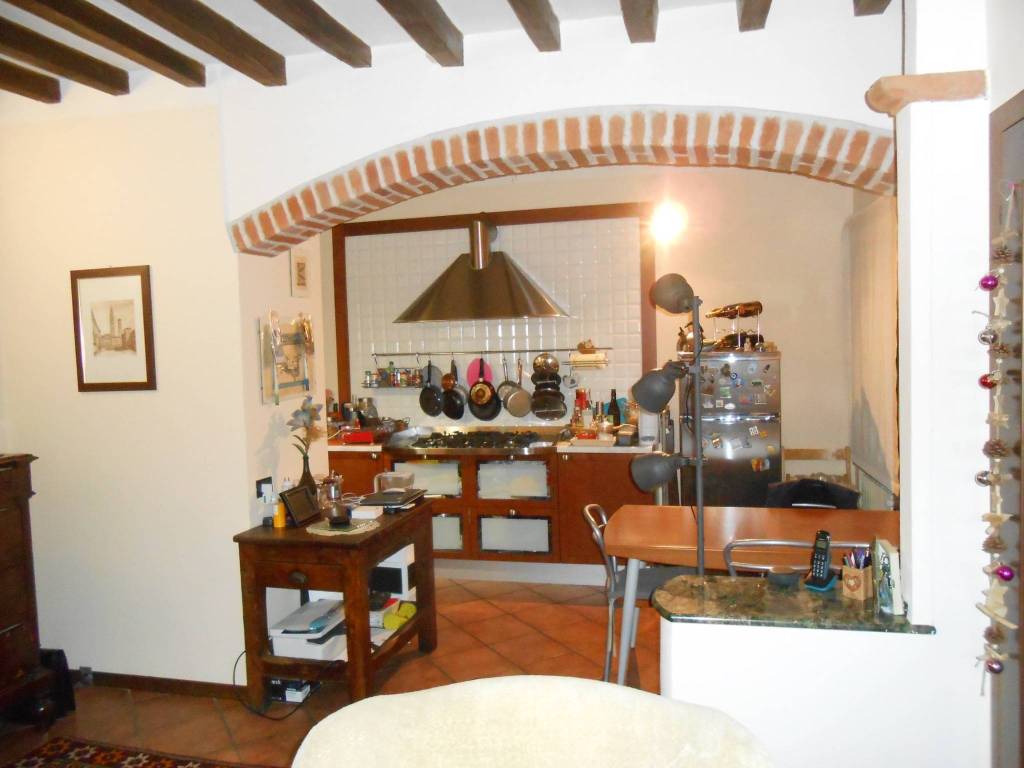 Appartamento in vendita a Cremona via Bardellona