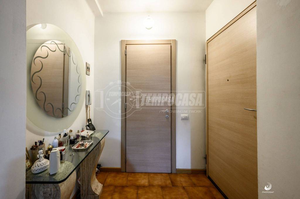 Appartamento in vendita a Modena via Arezzo