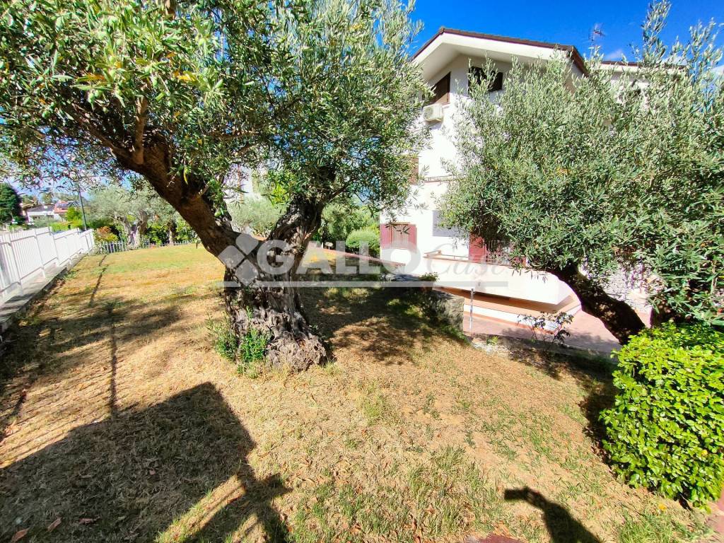 Appartamento in vendita a Rende via f. Brunelleschi