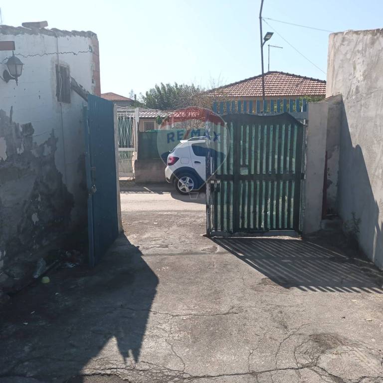 Appartamento in vendita a Catania via Campo Di Mare