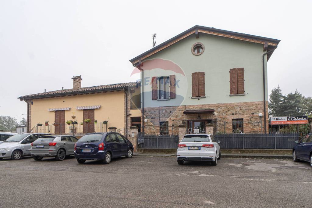 Appartamento in vendita a Collecchio via del Curione, 12