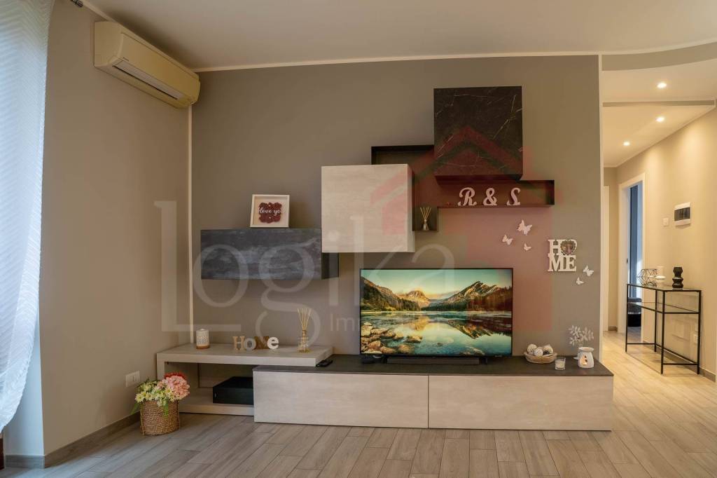 Appartamento in vendita a Valera Fratta via Savonarola, 7