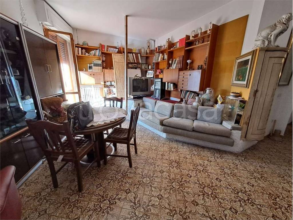 Appartamento in vendita a Castelfiorentino via Gozzoli