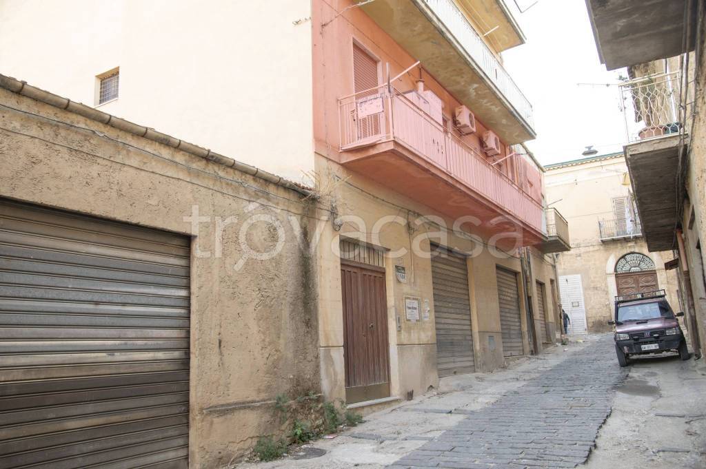 Appartamento in vendita a Canicattì via Magenta