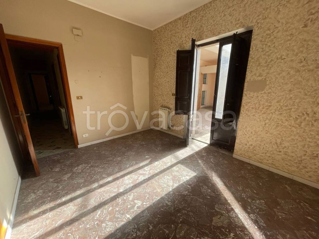 Appartamento in vendita ad Aci Catena via Vincenzo Bellini, 12