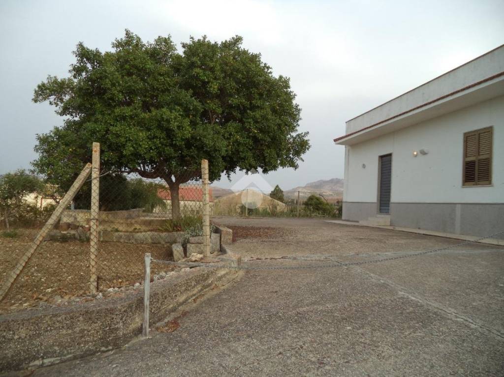 Casa Indipendente in vendita a Trapani via Domingo, 118