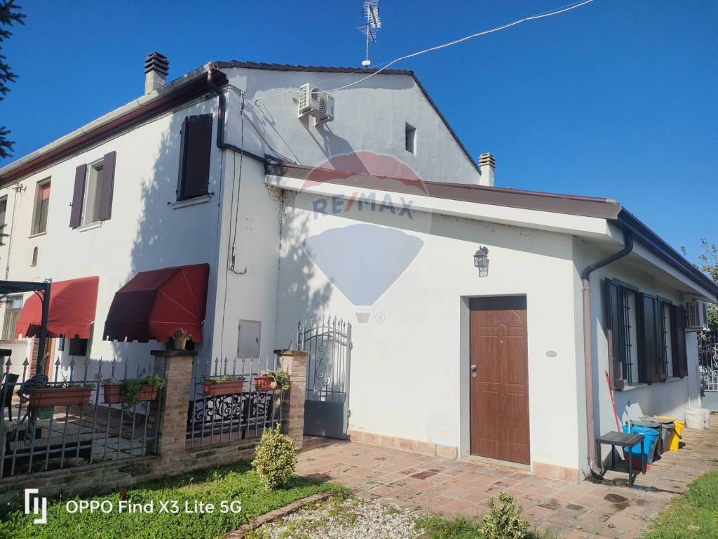 Appartamento in vendita a Ferrara via pelosa, 15