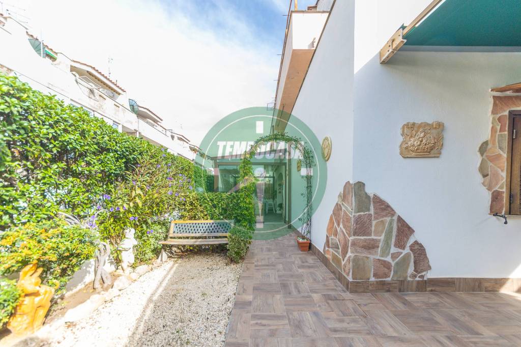 Appartamento in vendita a Cerveteri via Cales