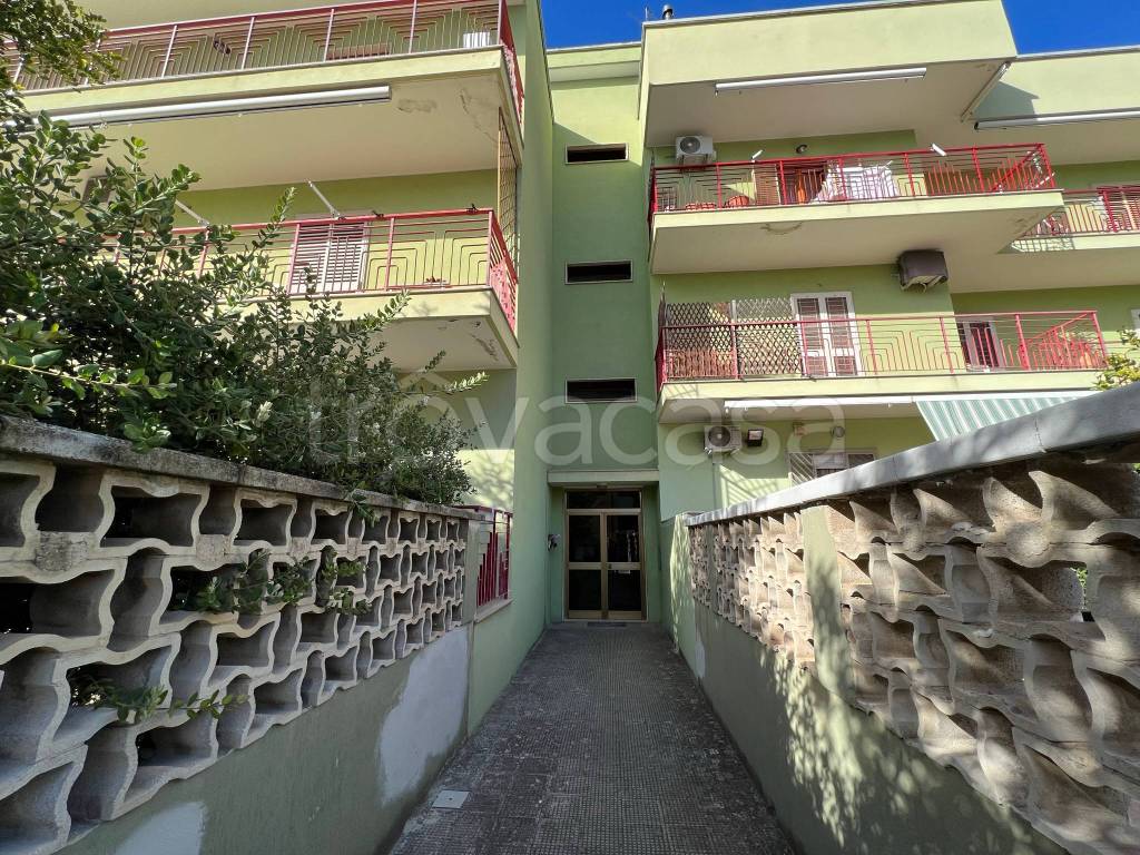 Appartamento in vendita a Modugno via Lucca, 40