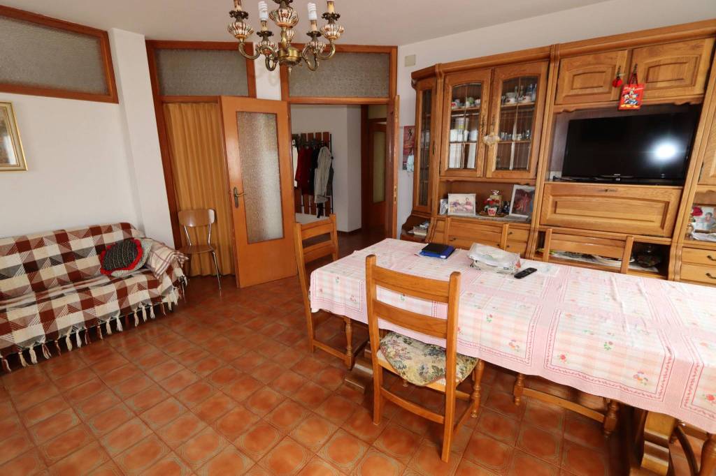 Villa Bifamiliare in vendita a Ravascletto via Monte Zoncolan