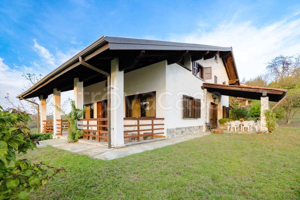 Villa in vendita a Soglio via per Cortazzone, 5