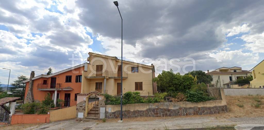 Appartamento all'asta a Nuoro via degli anemoni