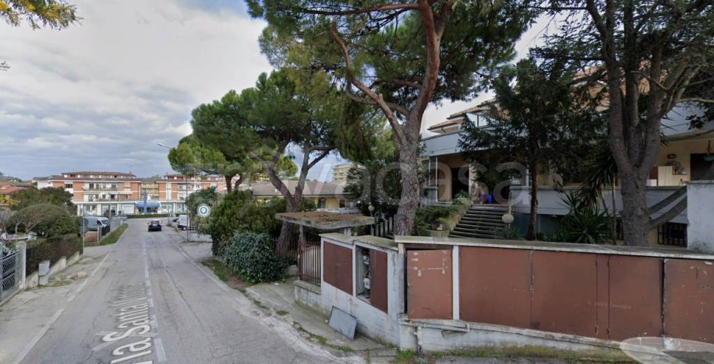 Appartamento all'asta a Porto San Giorgio via santa vittoria