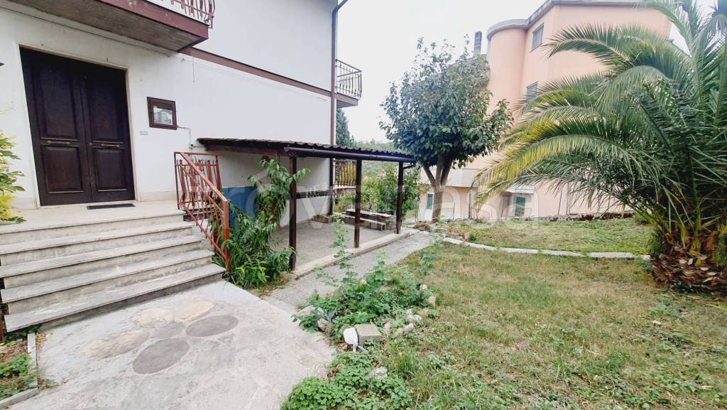 Villa Bifamiliare in vendita a Folignano via dei meli, 50
